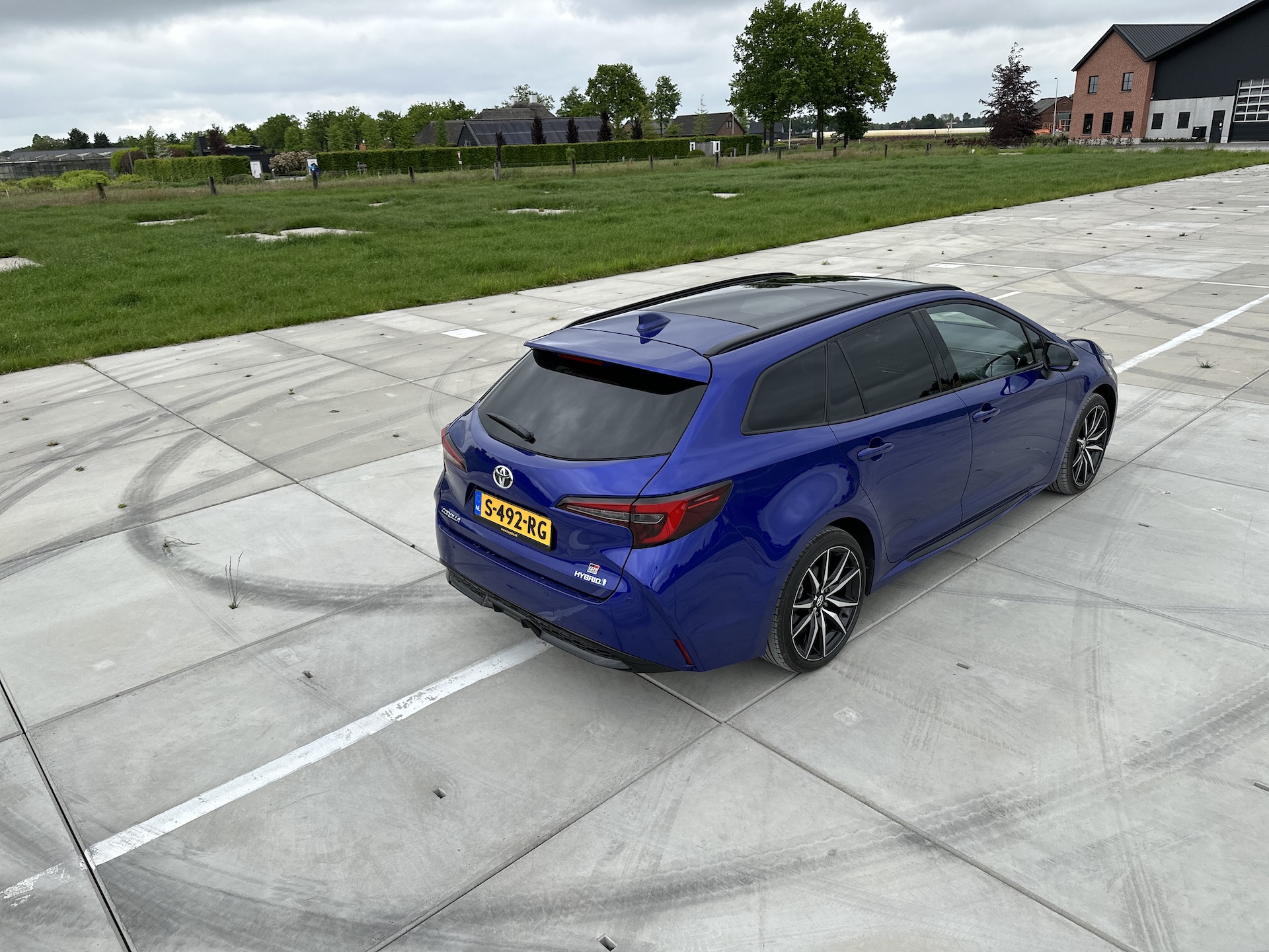 Toyota Corolla 2023, wat heeft de bestseller te bieden? - REVIEW