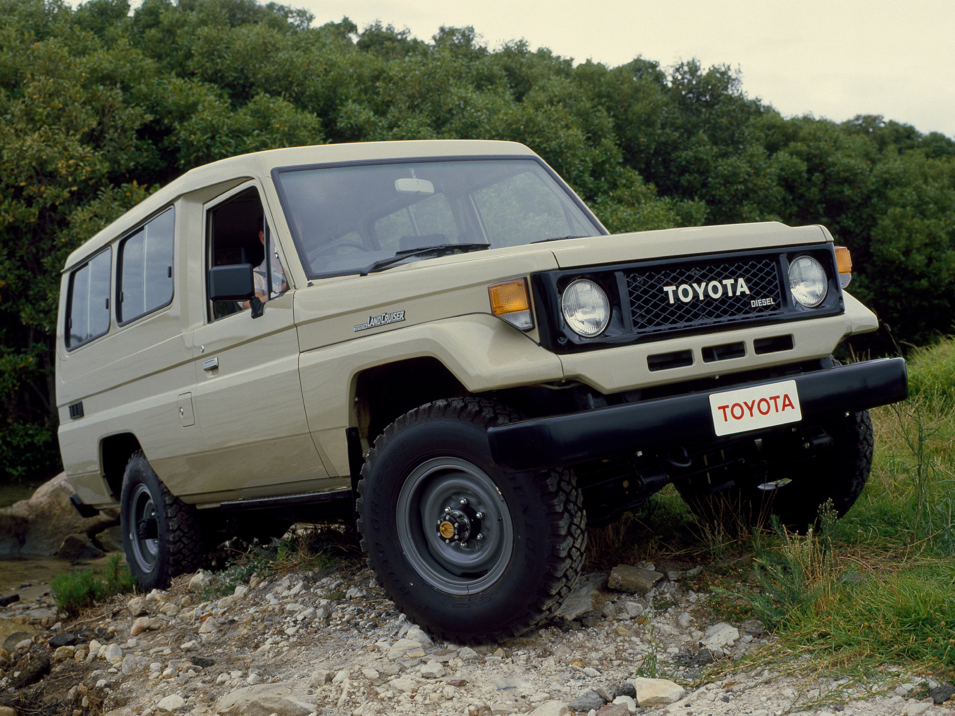 Gespot: een Toyota Land Cruiser uit 1978 - AutoRAI.nl