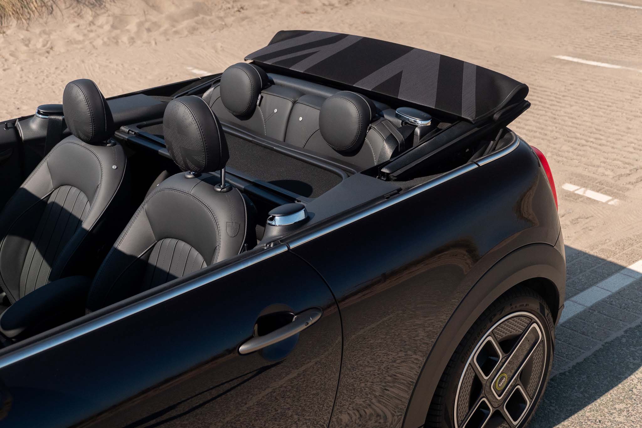 Review - Mini Electric Cabrio (2023) - De eerste elektrische cabrio