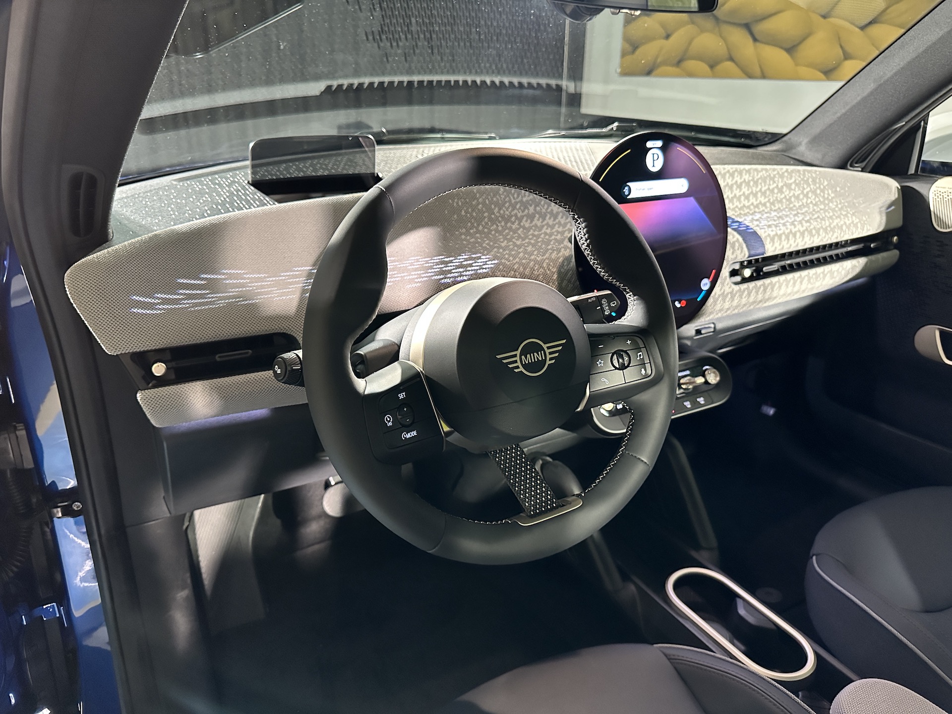 Sneak preview: MINI Cooper Electric (2024) - AutoRAI TV