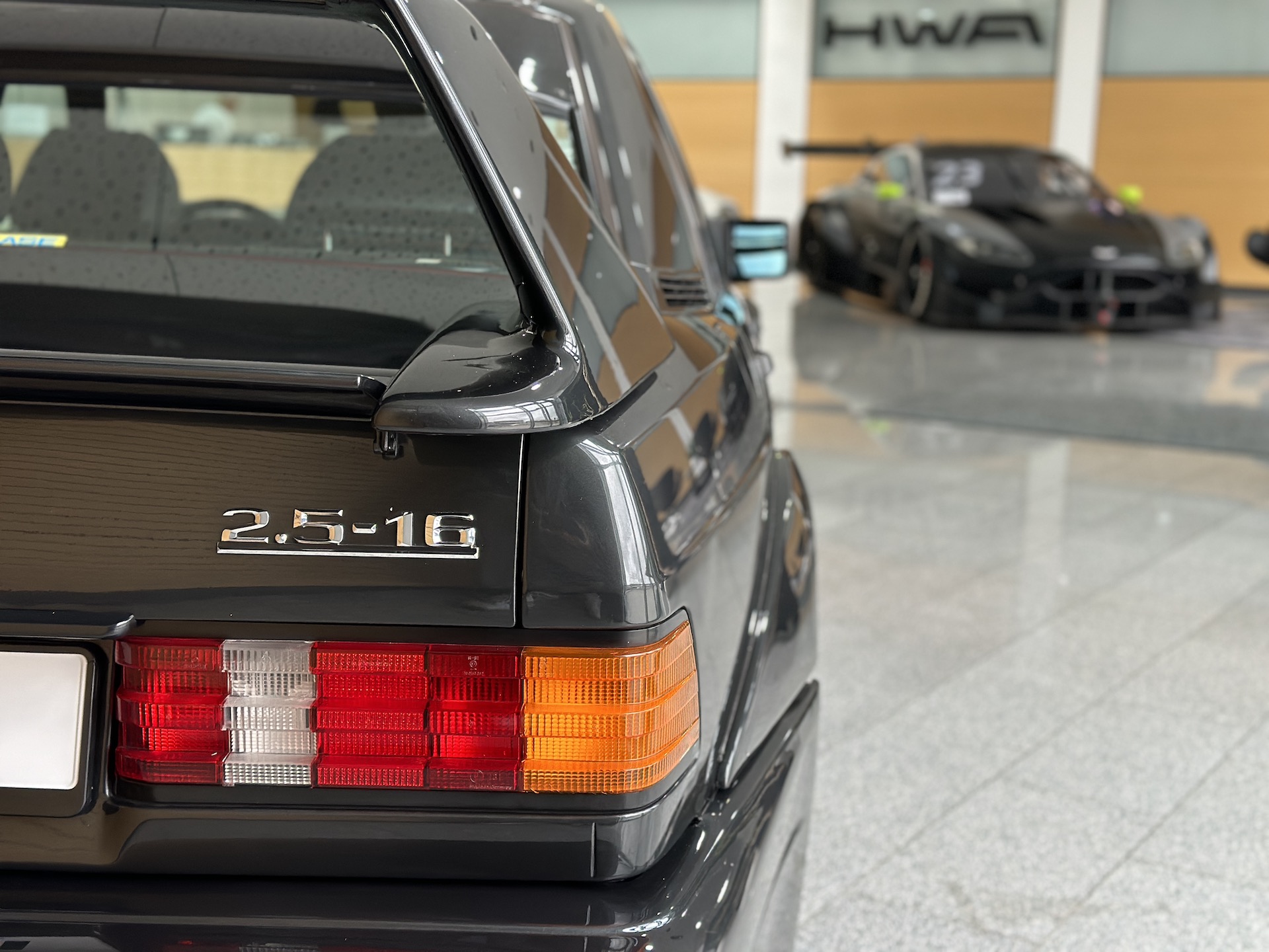 Gespot: een smetteloze Mercedes-Benz 190 EVO II