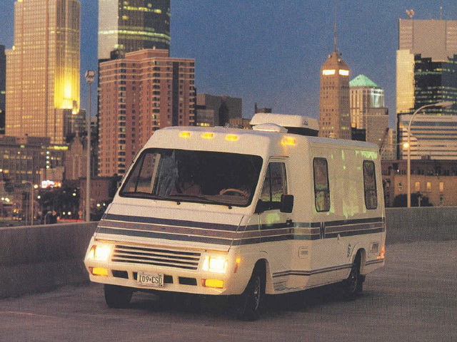 Gespot: twéémaal Winnebago LeSharo! - AutoRAI.nl