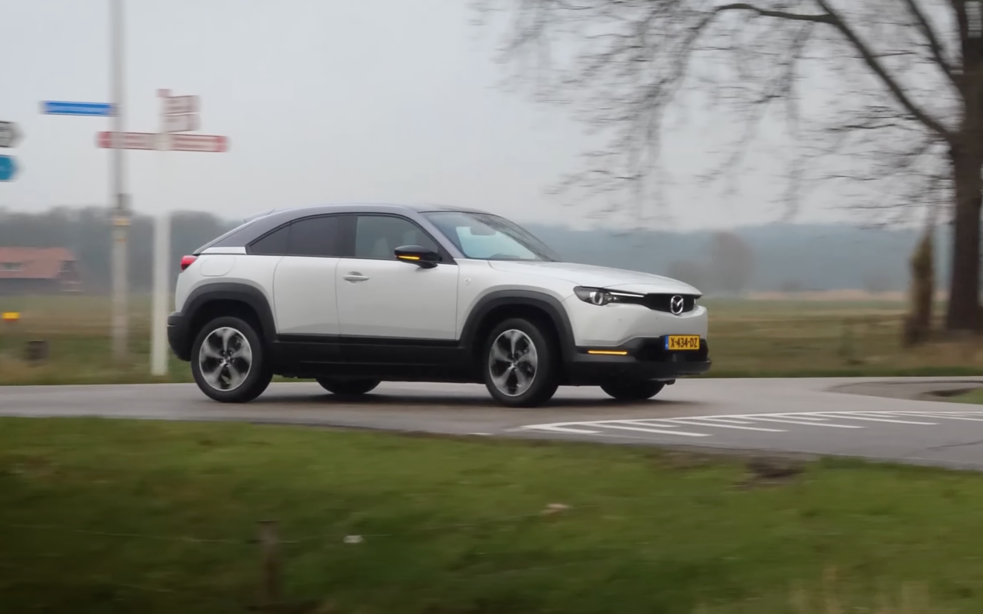 Review - Mazda MX-30 R-EV, comeback van rotatiemotor!