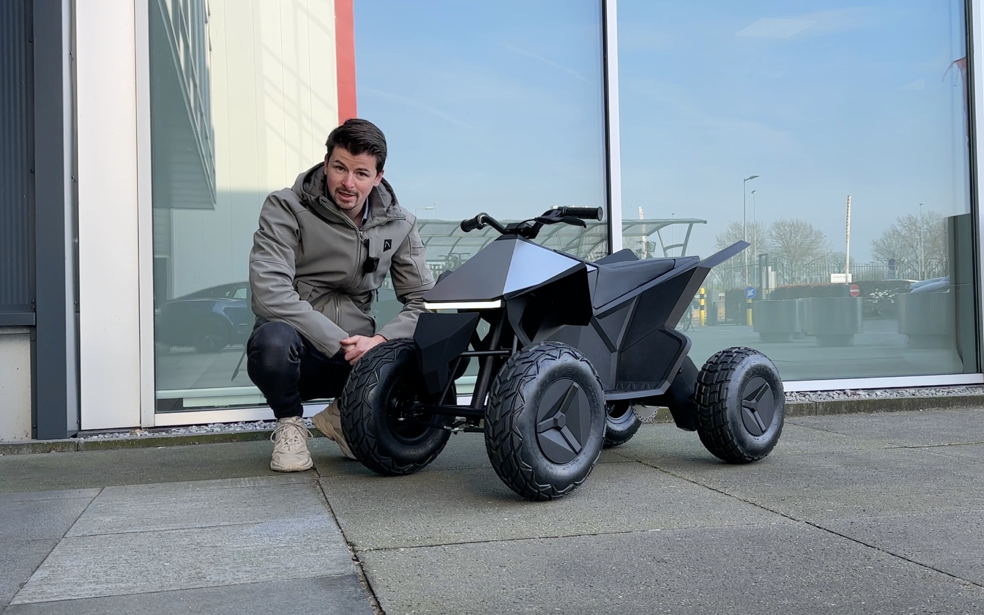 Tesla Cyberquad, deze 'Cybertruck' is nu al te koop in Nederland