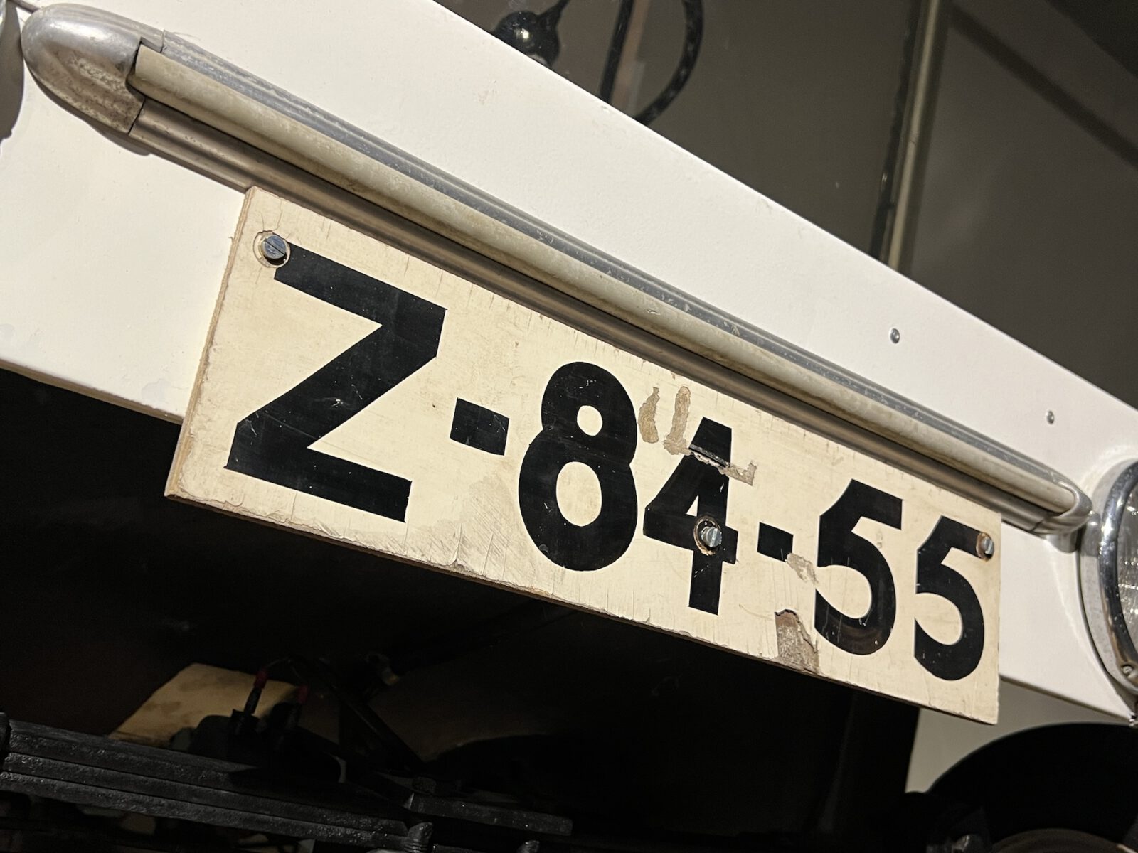 Nieuwe aanwinst Louwman Museum: de Witkar