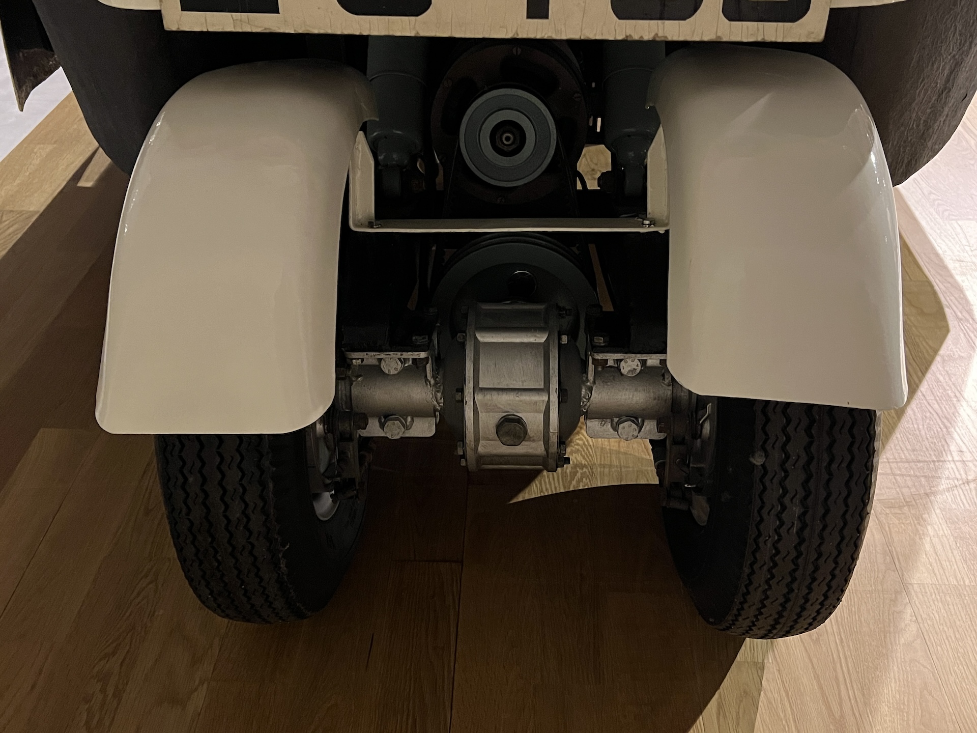 Nieuwe aanwinst Louwman Museum: de Witkar