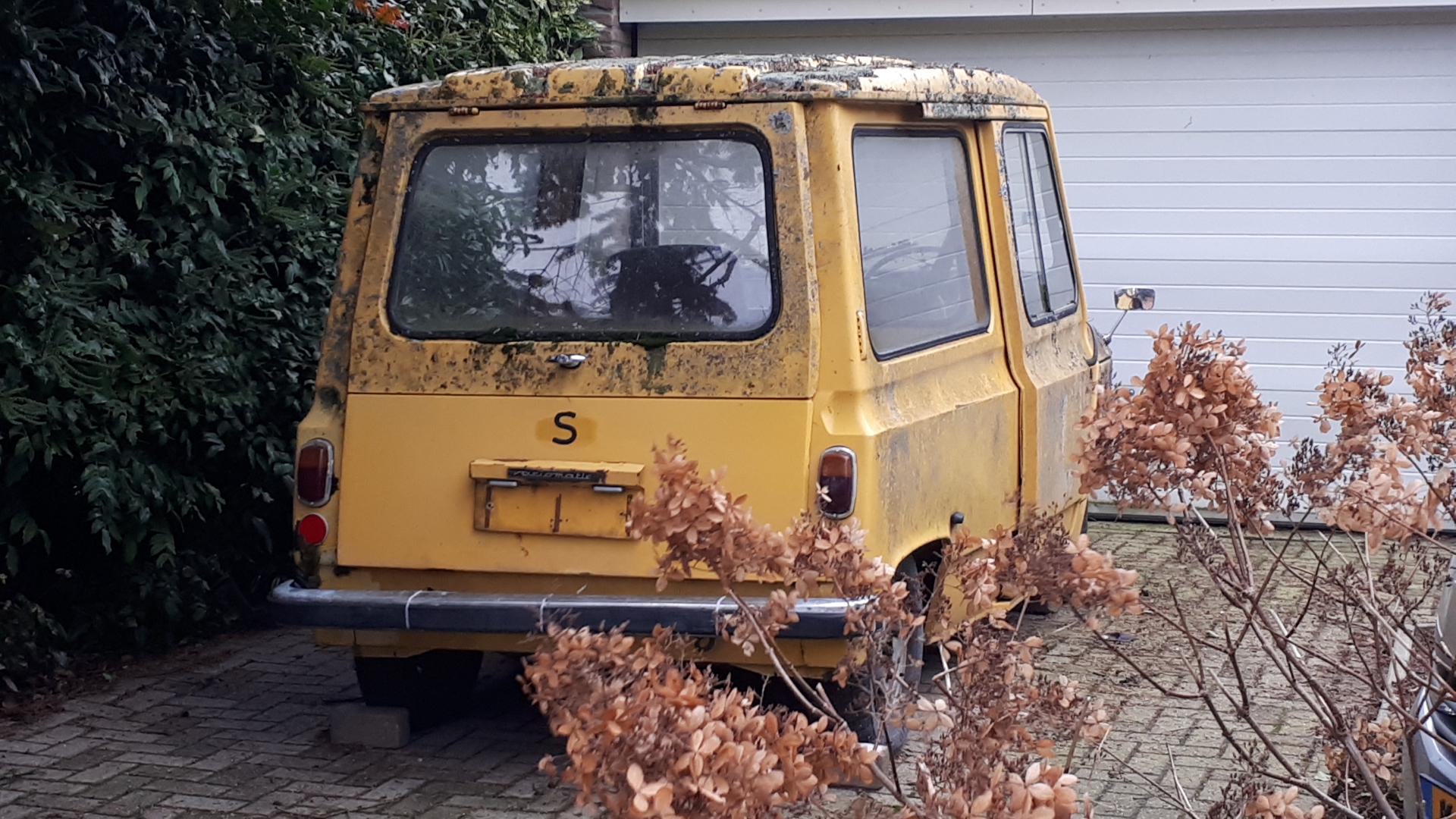 Gespot: een wel heel bijzonder bestelbusje - AutoRAI.nl