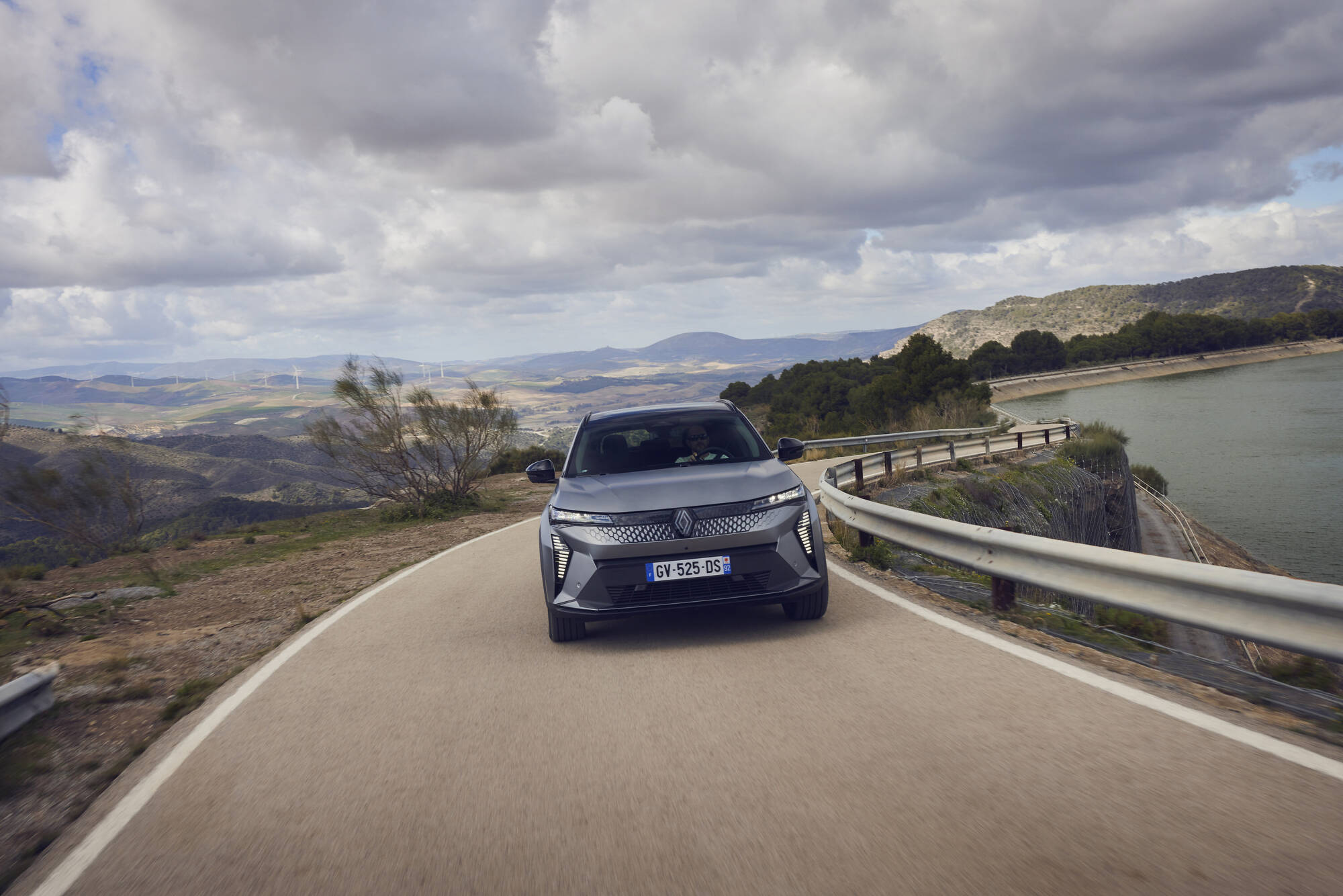 Review - Renault Scenic E-Tech Electric (2024)