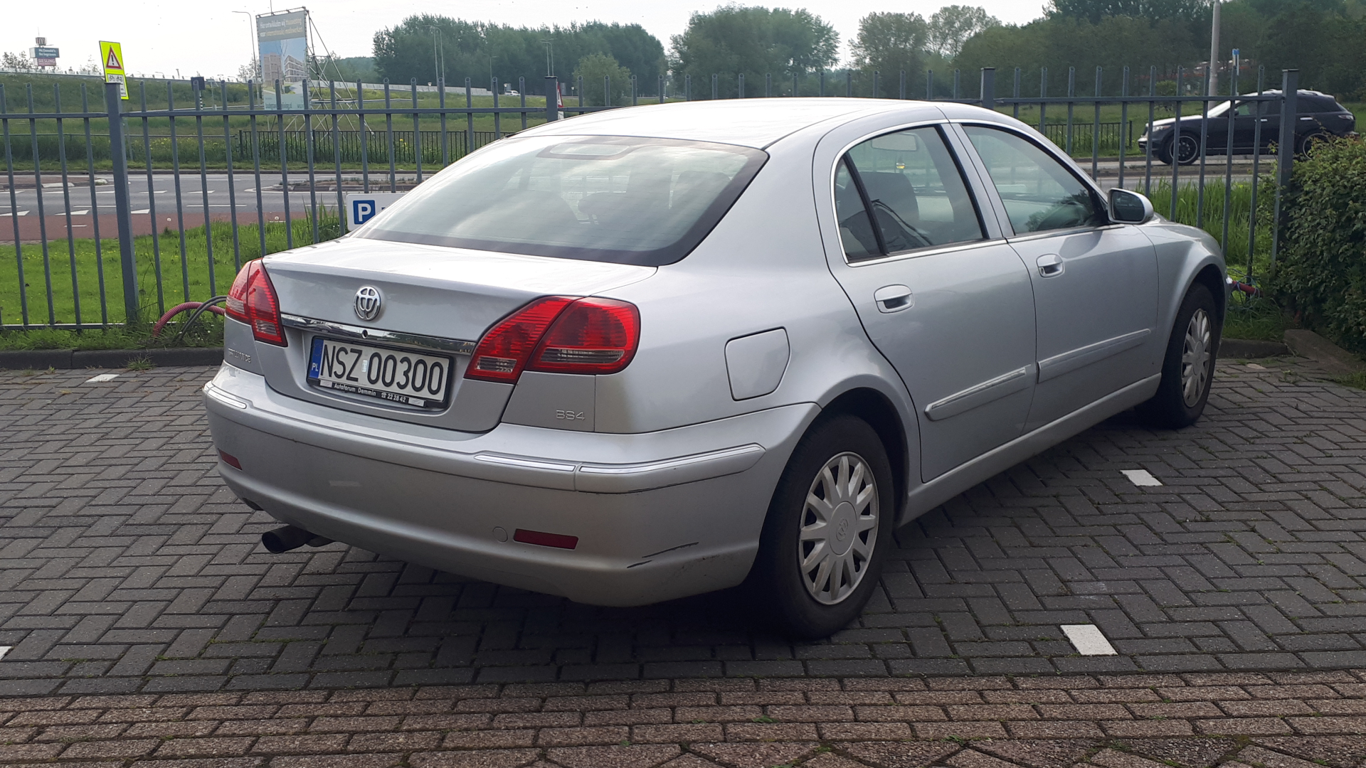 Gespot: een Brilliance BS4 - AutoRAI.nl