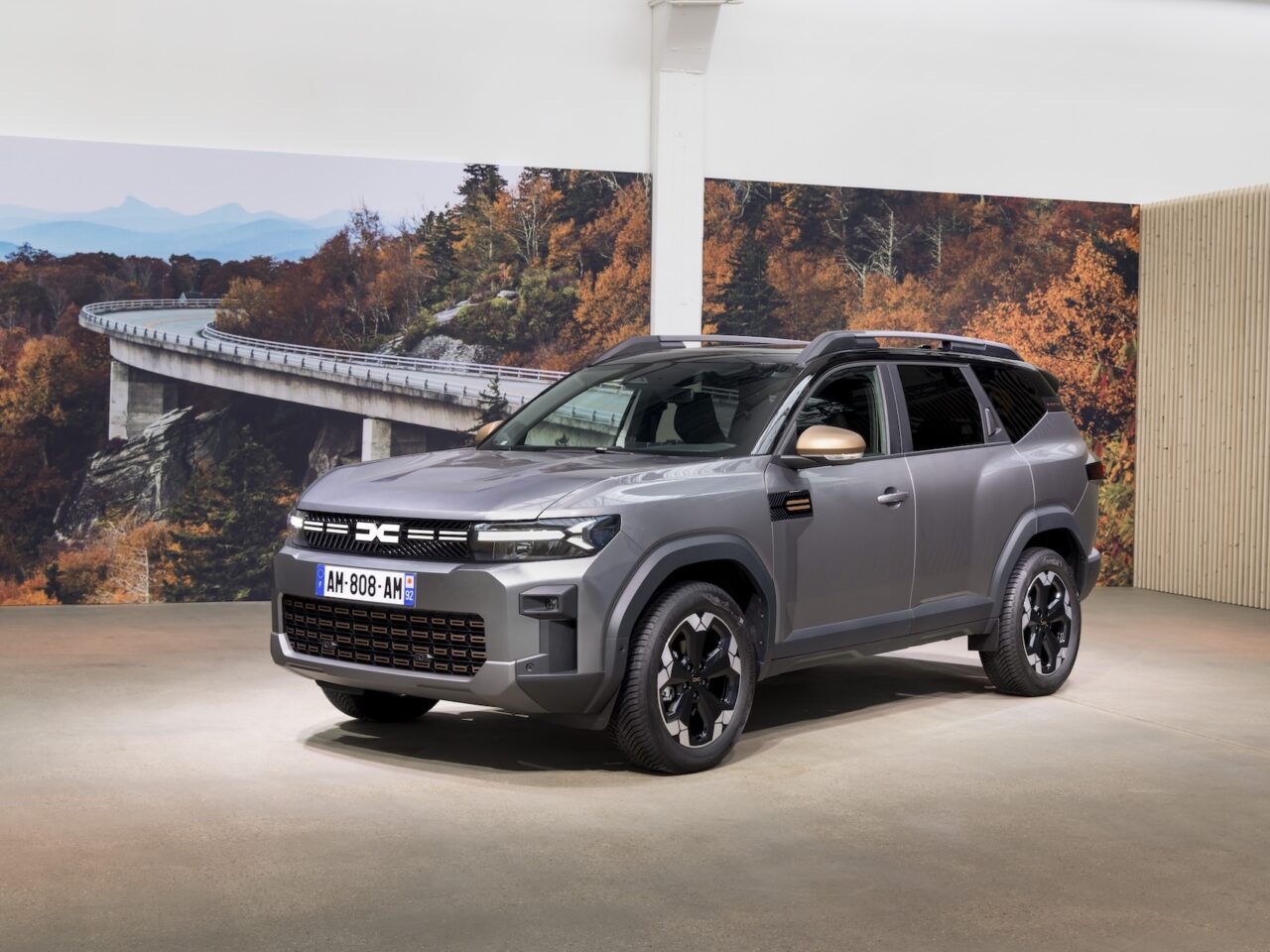 Dacia Bigster wordt een klappertje! - WALKAROUND