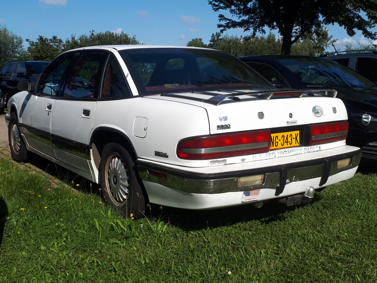 Gespot: een Buick Regal Limited uit 1992 - AutoRAI.nl