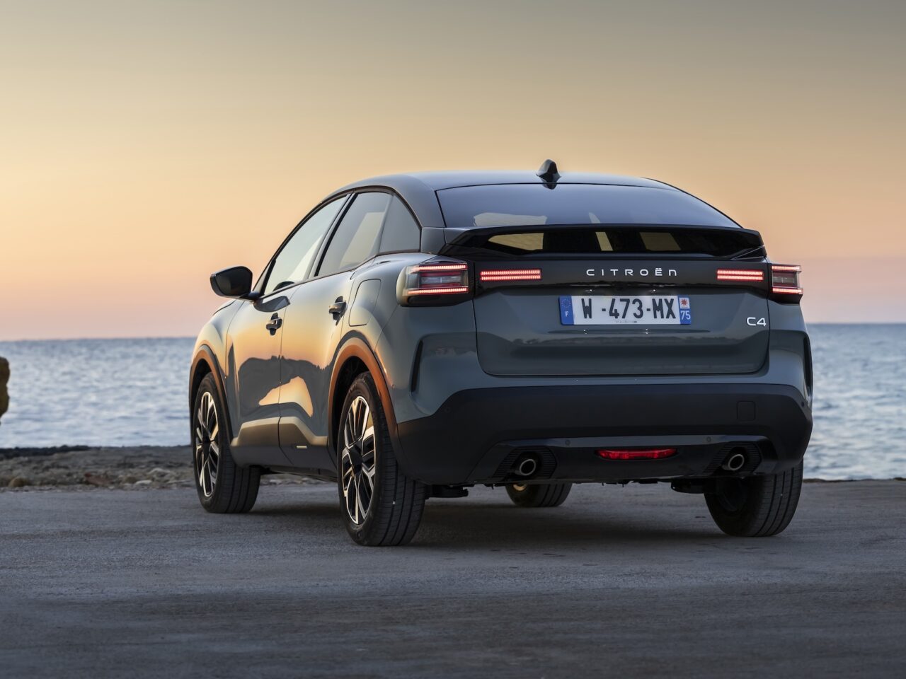 Review - Citroën C4 en Citroën C4 X (2025), is er echt zo veel nieuw?