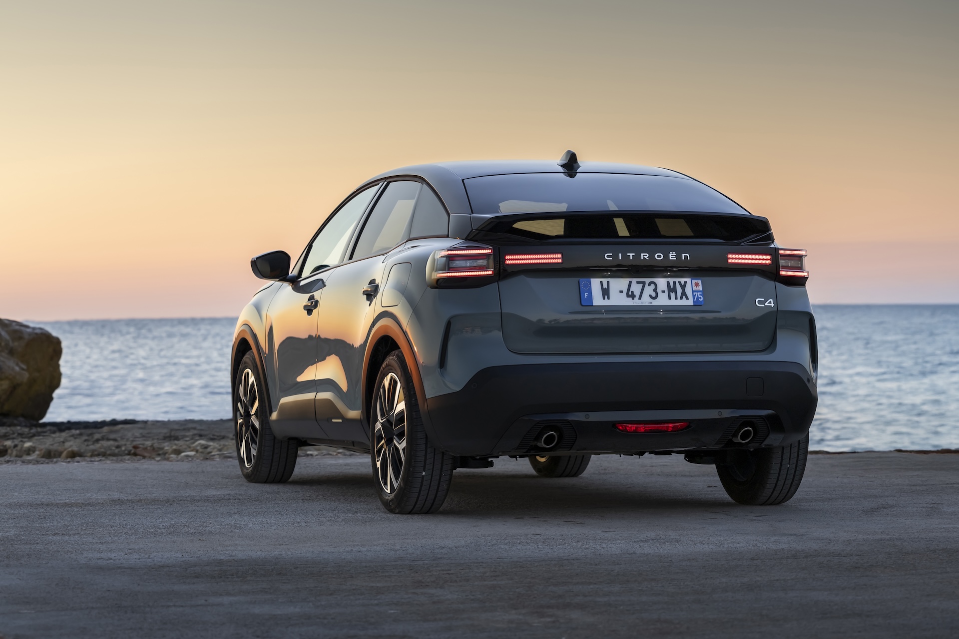 Review - Citroën C4 en Citroën C4 X (2025), is er echt zo veel nieuw?