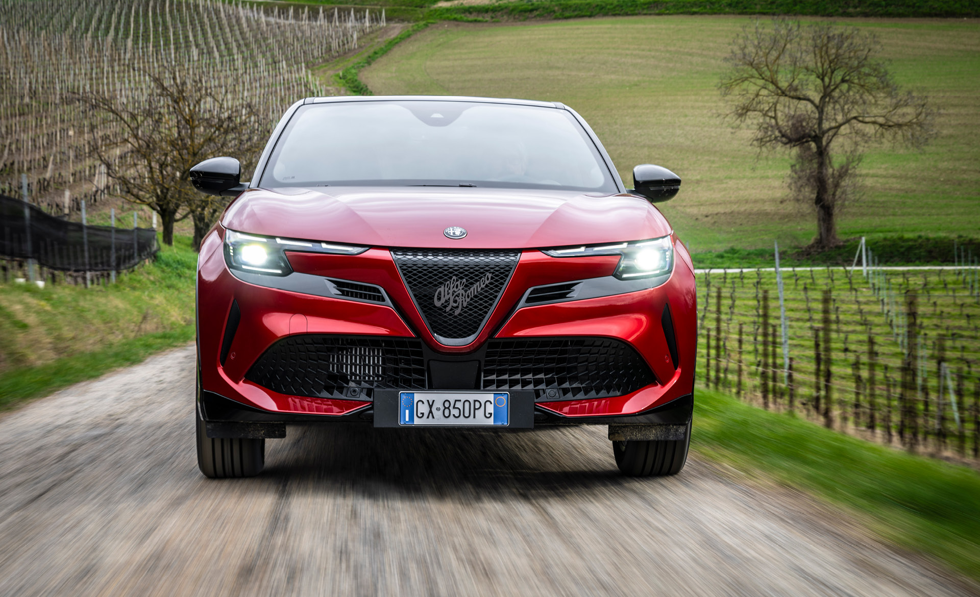 Op zoek naar Alfa-DNA in de hybride Alfa Romeo Junior Ibrida Q4 - Review