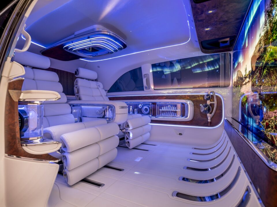 Mercedes-Benz Vision V geeft voorproefje van VLS en VLE