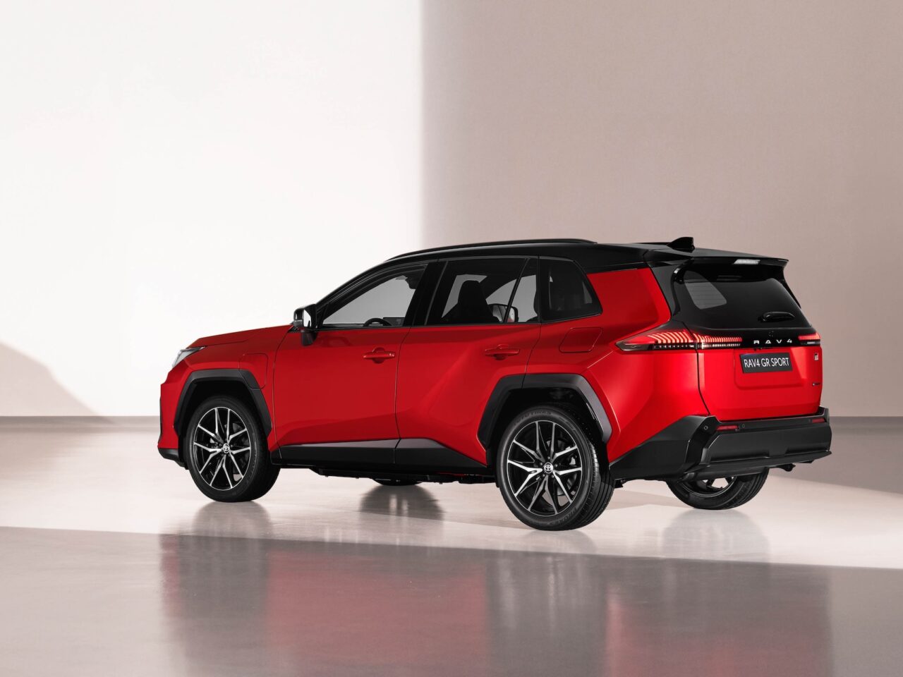 Toyota RAV4 (2026) alleen nog als plug-in hybride - Walkaround