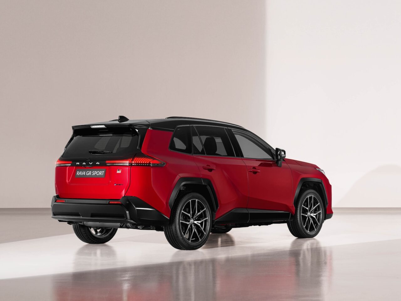 Toyota RAV4 (2026) alleen nog als plug-in hybride - Walkaround