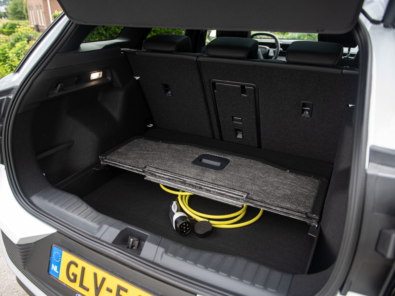 Review - Ford Explorer EV Extended Range RWD Premium (2025) - AutoRAI.nl