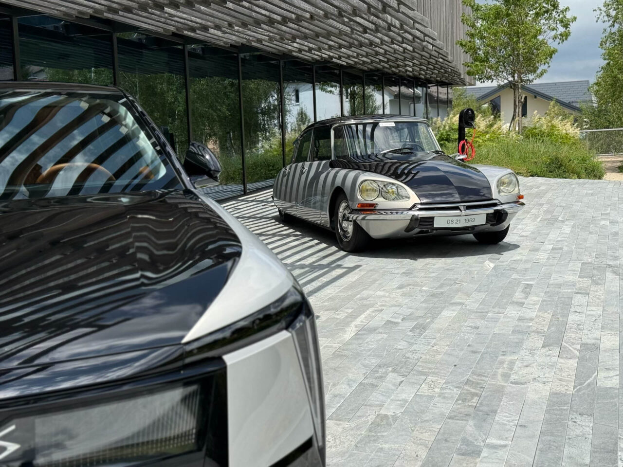 Review - DS N°8, de Van Gogh onder de elektrische auto’s?