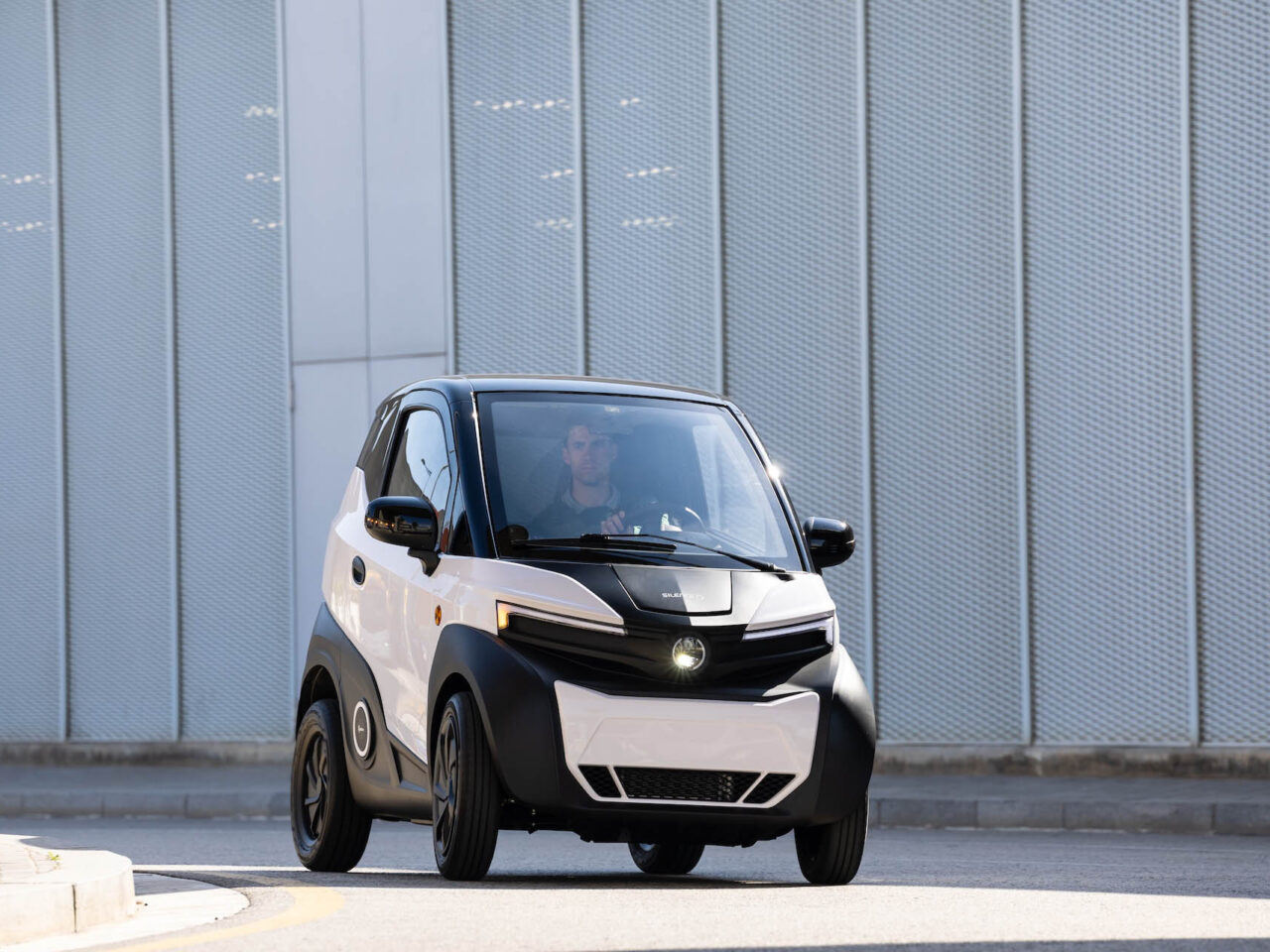 Review - Silence S04 (2025): compacte citycar met uitneembare batterij