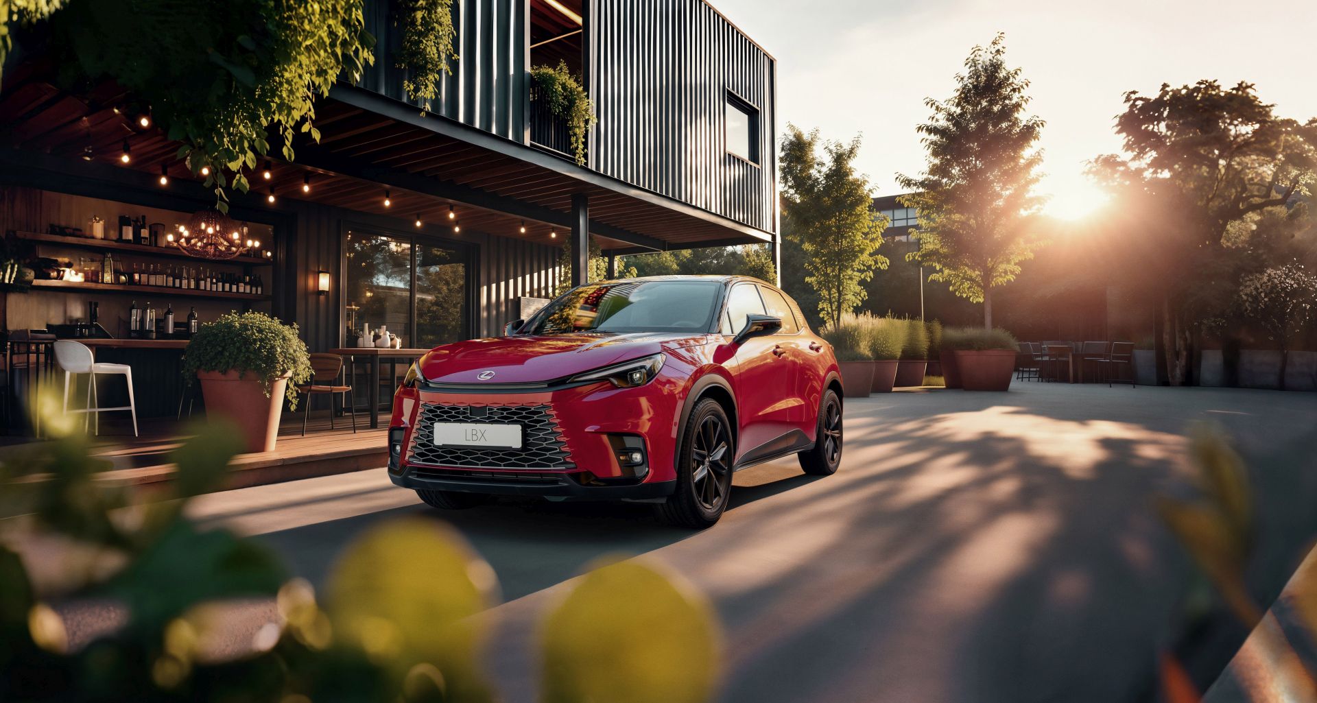 Feestje! Lexus is 35 jaar in Nederland en viert dat met deze speciale LBX