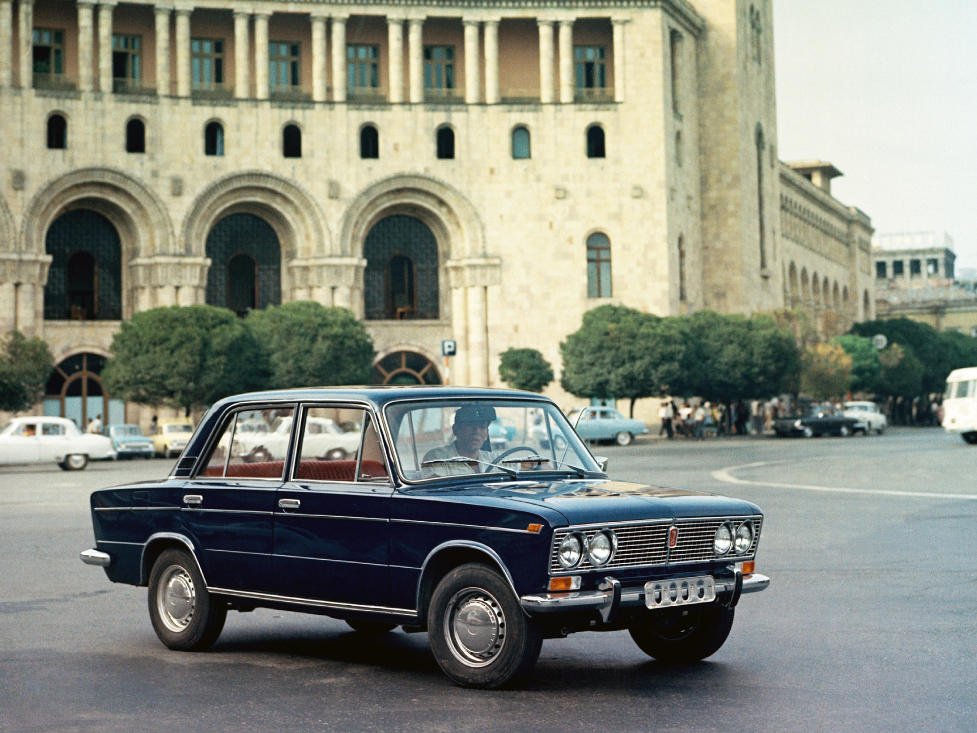 Gespot: een VAZ-2103 Zhiguli uit 1978 - AutoRAI.nl